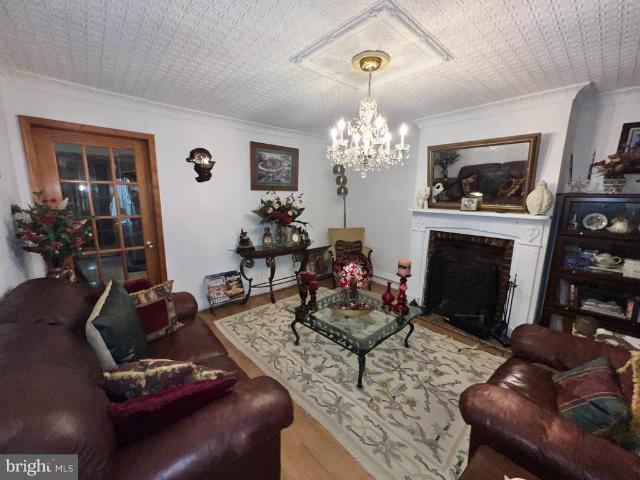 393 Glenwood Avenue
