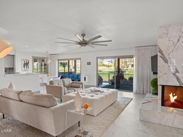 393 Hagen Way, Lake Havasu City, AZ 86406