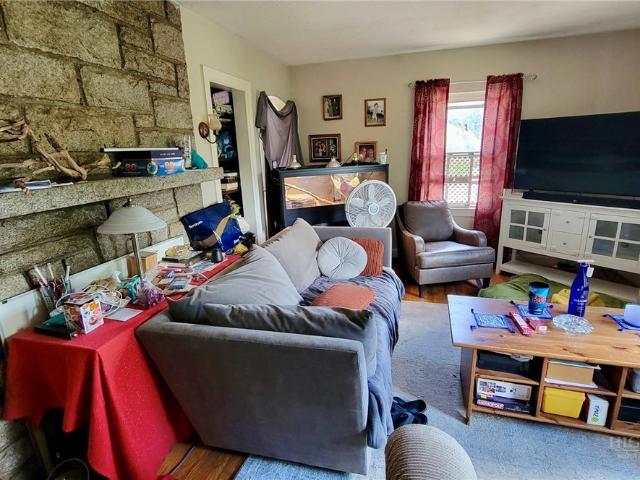 393 Oak Street