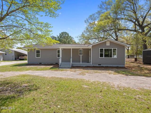 393 Old Vanceboro Rd, New Bern, NC 28560