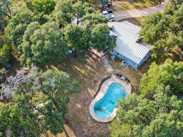 393 Marschall Creek Rd, Fredericksburg, TX 78624