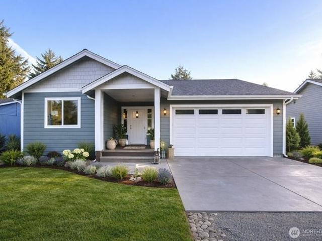 393 Sextans Ave SW, Ocean Shores, WA 98569