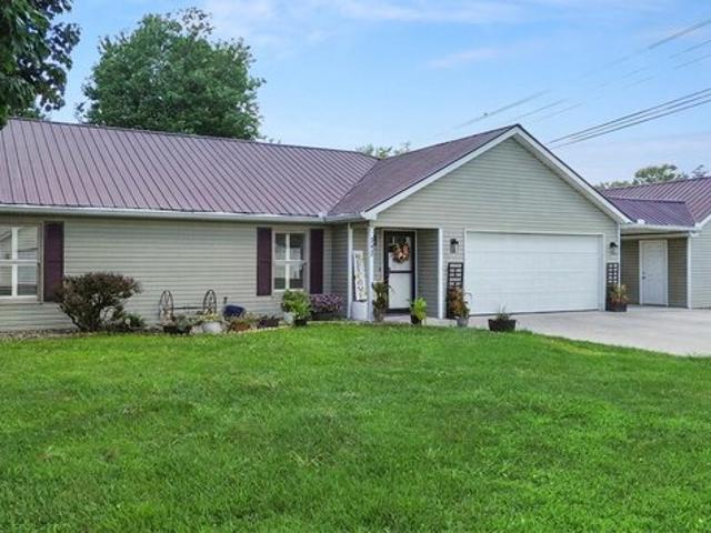 393 Summer Hill Dr, Somerset, KY 42503