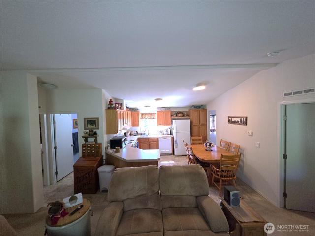 393 Summer Road