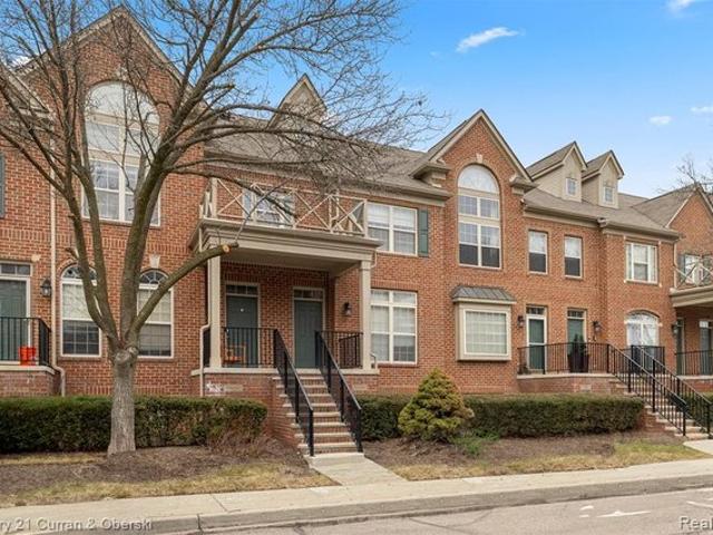39444 Springwater Dr, Northville Township, MI 48168