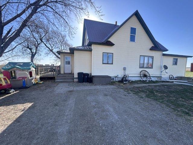 39446 nd St, Mount Vernon, SD 57363