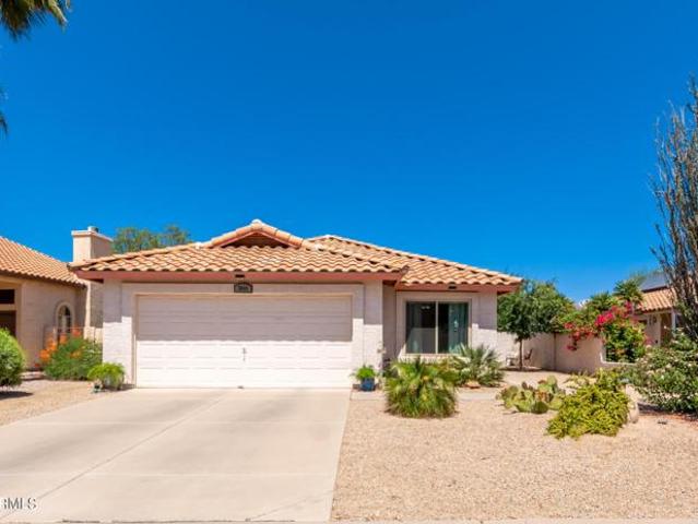 3944 E South Fork Dr, Phoenix, AZ 85044