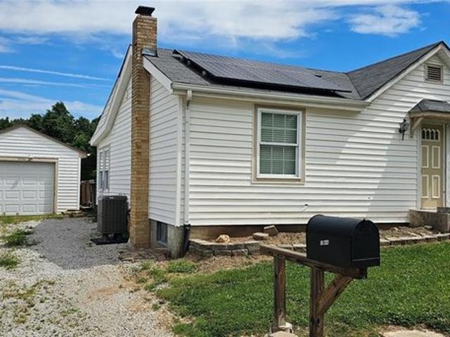 3944 Vogt Rd, Byrnes Mill, MO 63051