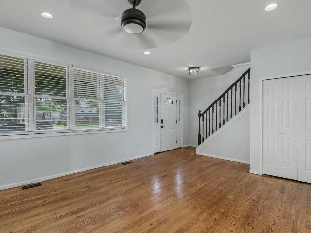 3944 Ziegler Street