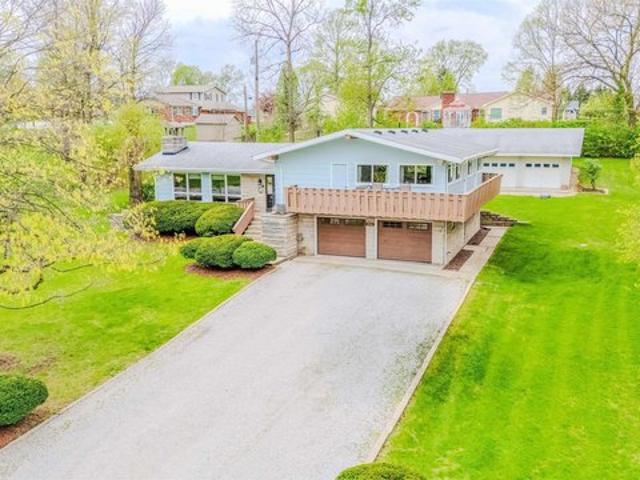 3945 N Woodbine Dr, Marion, IN 46952