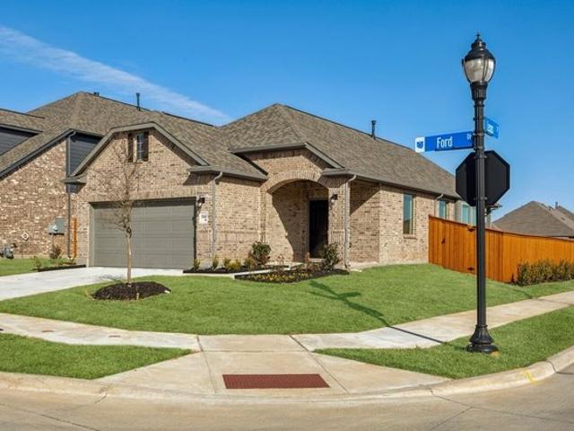 3945 Avendale Dr, Crandall, TX 75114