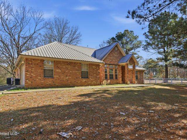3945 Country Club Drive