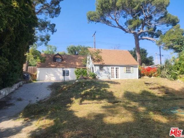 3945 Franklin St, Glendale, CA 91214