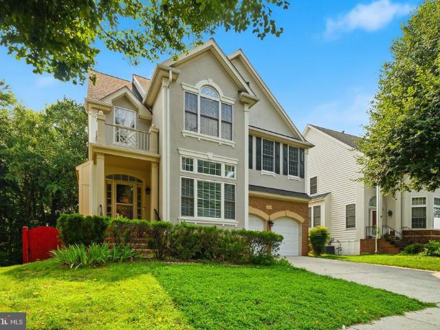 3945 Highland Oaks Drive