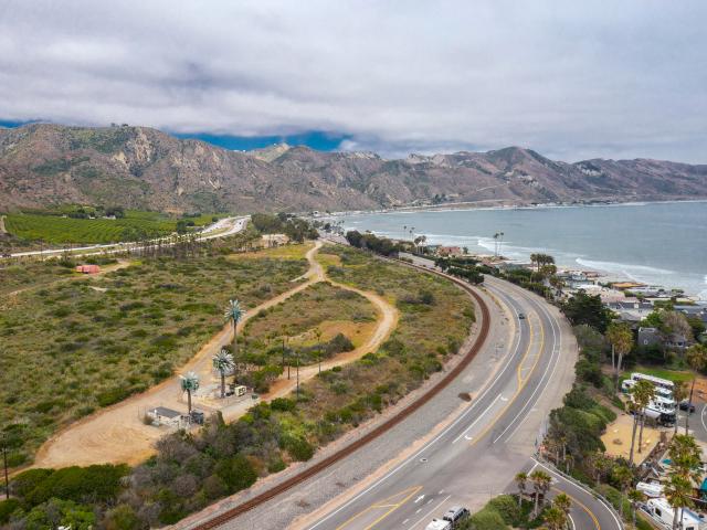 3945 Pacific Coast Hwy, Ventura, CA 93001 | MLS #22 2099