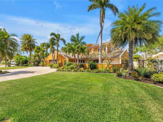 3945 Poinsettia Dr, St. Pete Beach, FL 33706 | MLS #TB8498