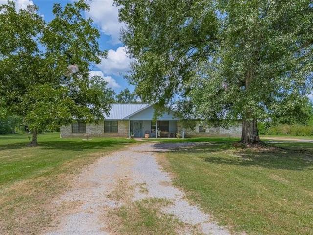 39463 Lees Landing Rd, Ponchatoula, LA 70454
