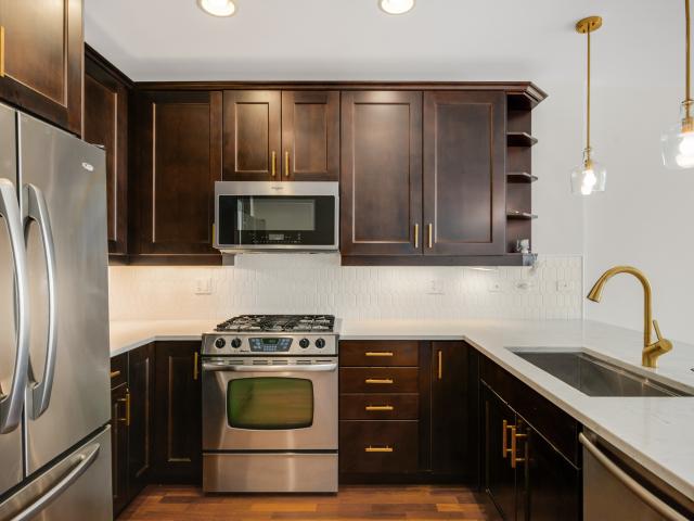 3946 N Ravenswood Avenue # 607