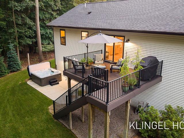 3946 Easthill Court
