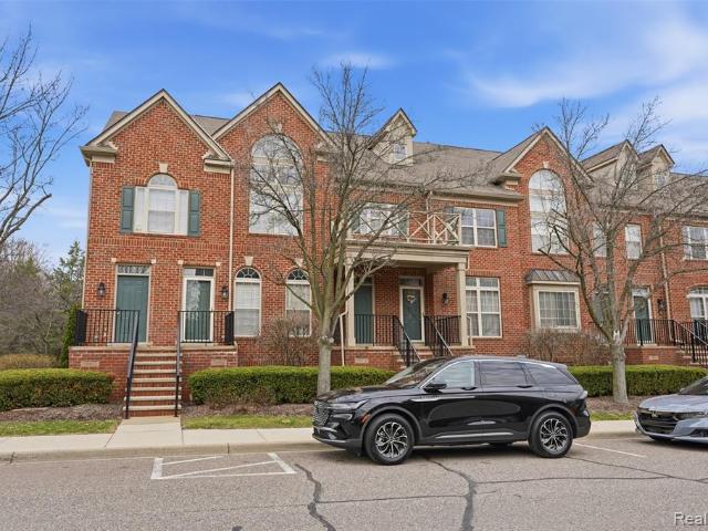 39478 Springwater Drive