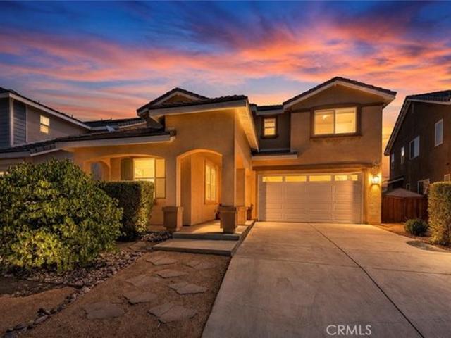 3948 Paseo Del Mar Dr, Perris, CA 92571