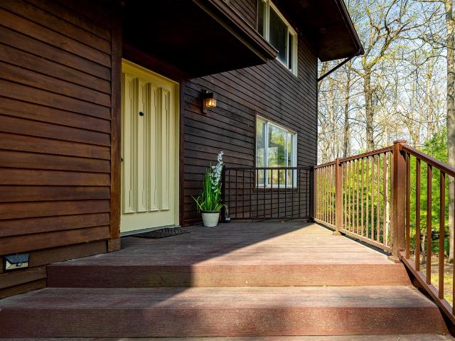 3949 Waldenwood Drive