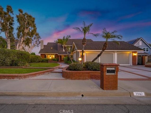 3940 E Green Clover Cir, Orange, CA 92867