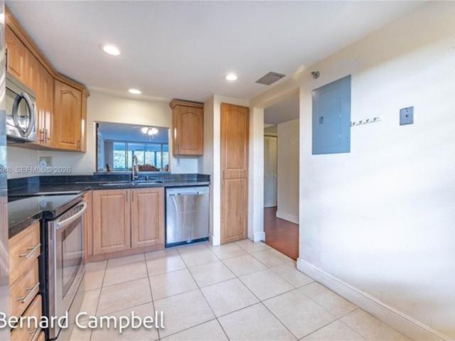 3940 Inverrary Blvd Apt 403A, Lauderhill, FL 33319