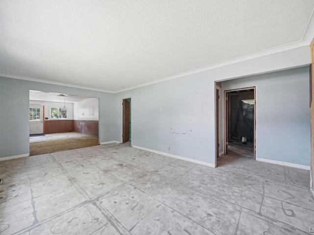 3940 Round Lake Highway
