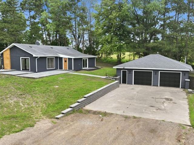 3941 th Ave NW, Cambridge, MN 55008