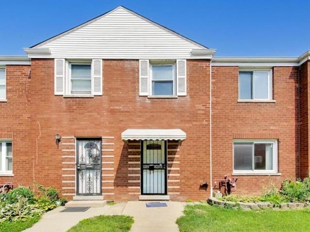3941 W Ainslie St Apt E, Chicago, IL 60625