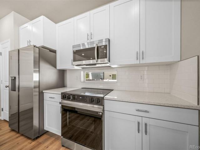 3942 N Tempe Street