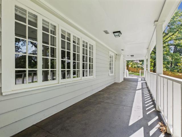 3942 james rd