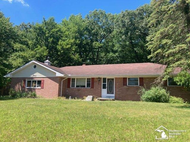 3942 Lucille Dr, Lambertville, MI 48144
