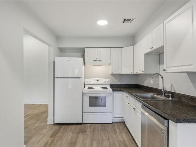 3942 Laurel Street # D