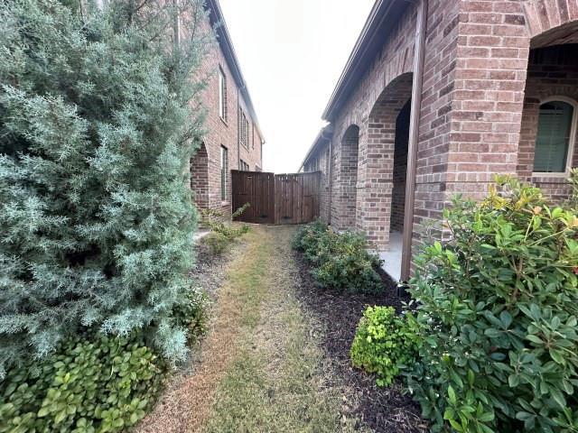 3942 Rochelle Lane
