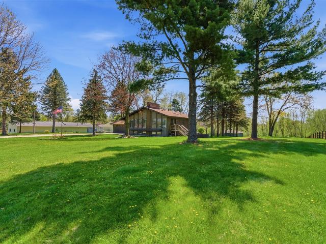 3942 Stark Lane