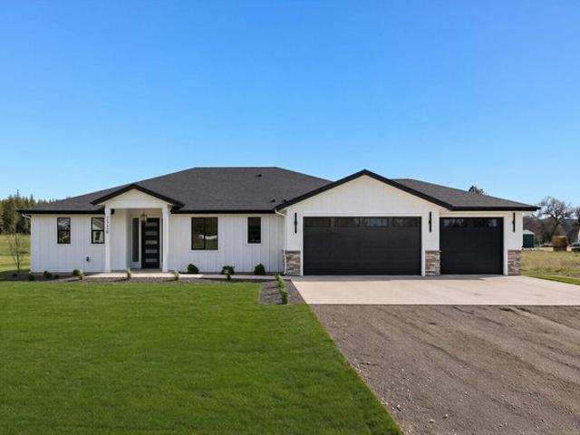 3942M Garden Spot Rd, Loon Lake, WA 99148