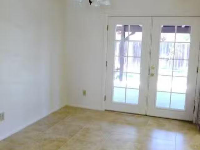 39430 22nd St W Houses in Palmdale, CA