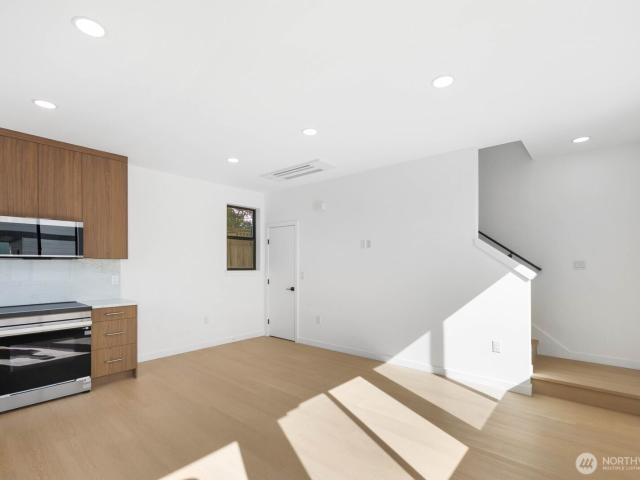 3943 S Morgan Street # B