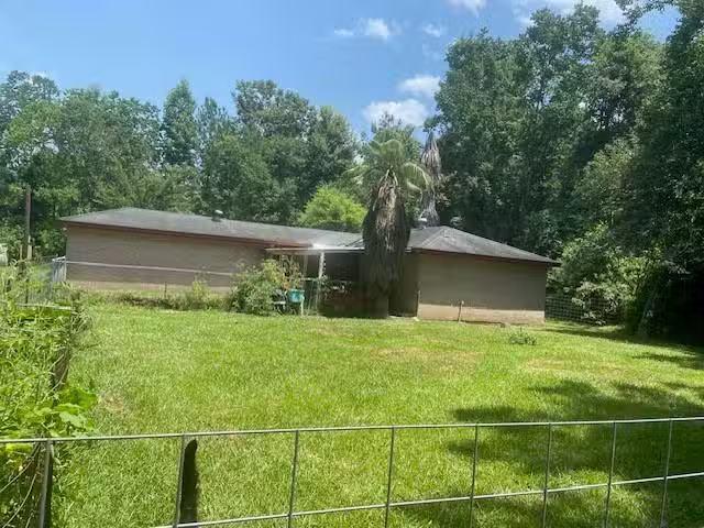 394 County Road 3378, Cleveland, TX 77327