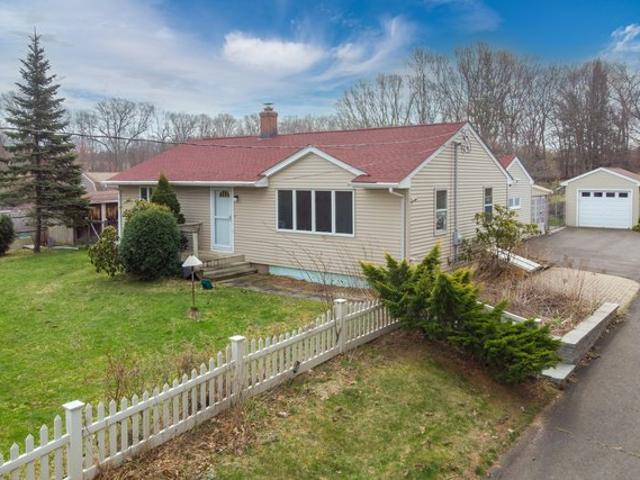 394 Clintonville Rd, North Haven, CT 06473