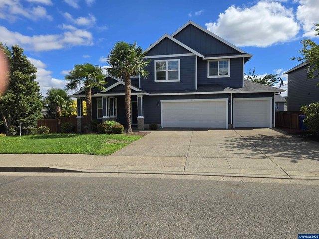 394 Golden Eagle St NW, Salem, OR 97304