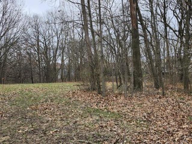394 W Ashton Ln, Valparaiso, IN 46385