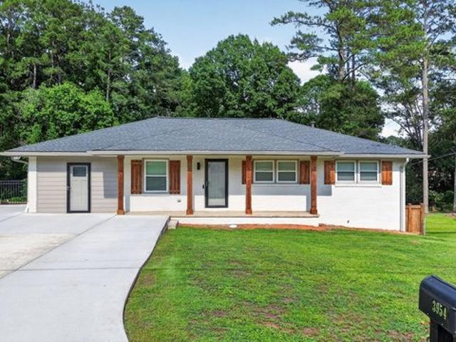 3954 Honeysuckle Ln, Conley, GA 30288