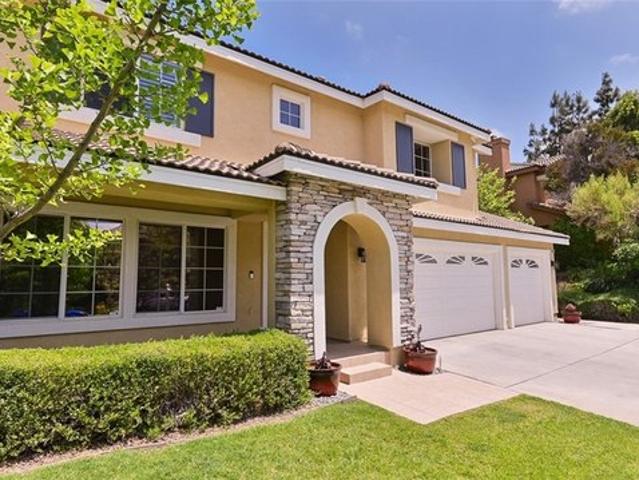 3955 Belfry Cir, Corona, CA 92883