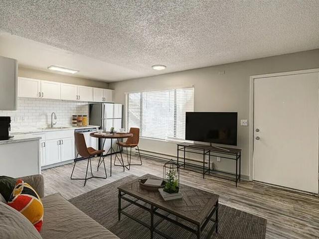 3955 E Bijou St, Colorado Springs, CO 80909