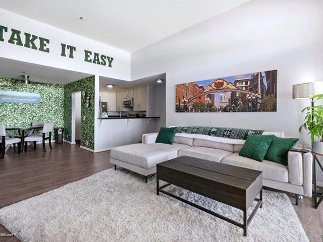 3955 Faircross Pl Unit 80, San Diego, CA 92115