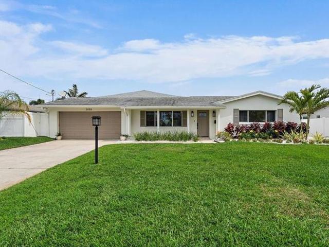 3955 14th Way NE, Saint Petersburg, FL 33703