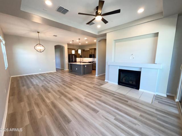 3956 e arabian drive